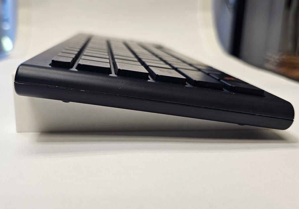 Logitech K830 Keyboard Legs - RDM-DESIGNS | 3D Print Store